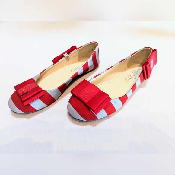 Lilly U | Shoes | Lilly U Osu Flats | Poshmark